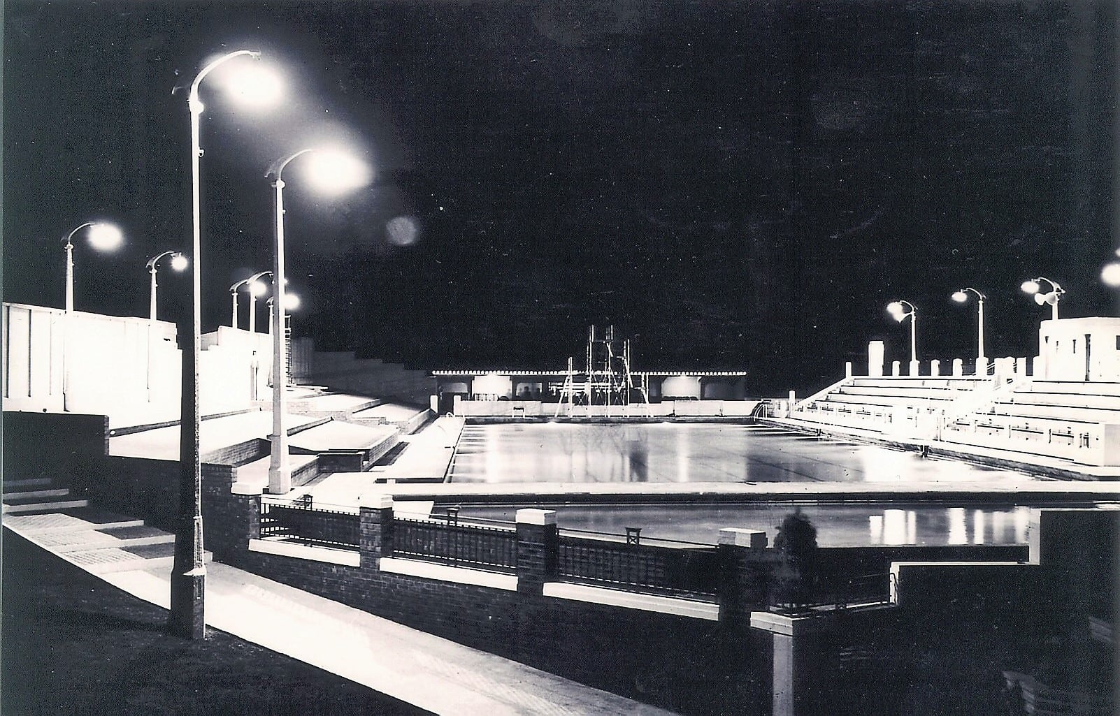 Reviving Ipswich’s historic Broomhill Lido: restoration plans move ...