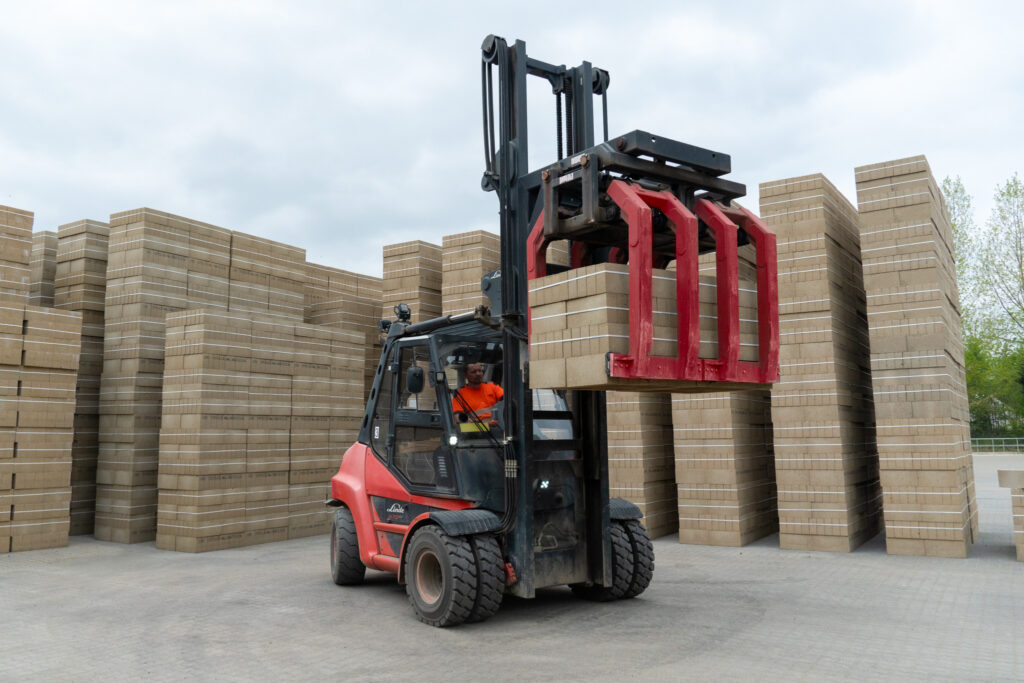 New block in town: Suffolk-based Lignacite launches carbon-cutting ECO ...