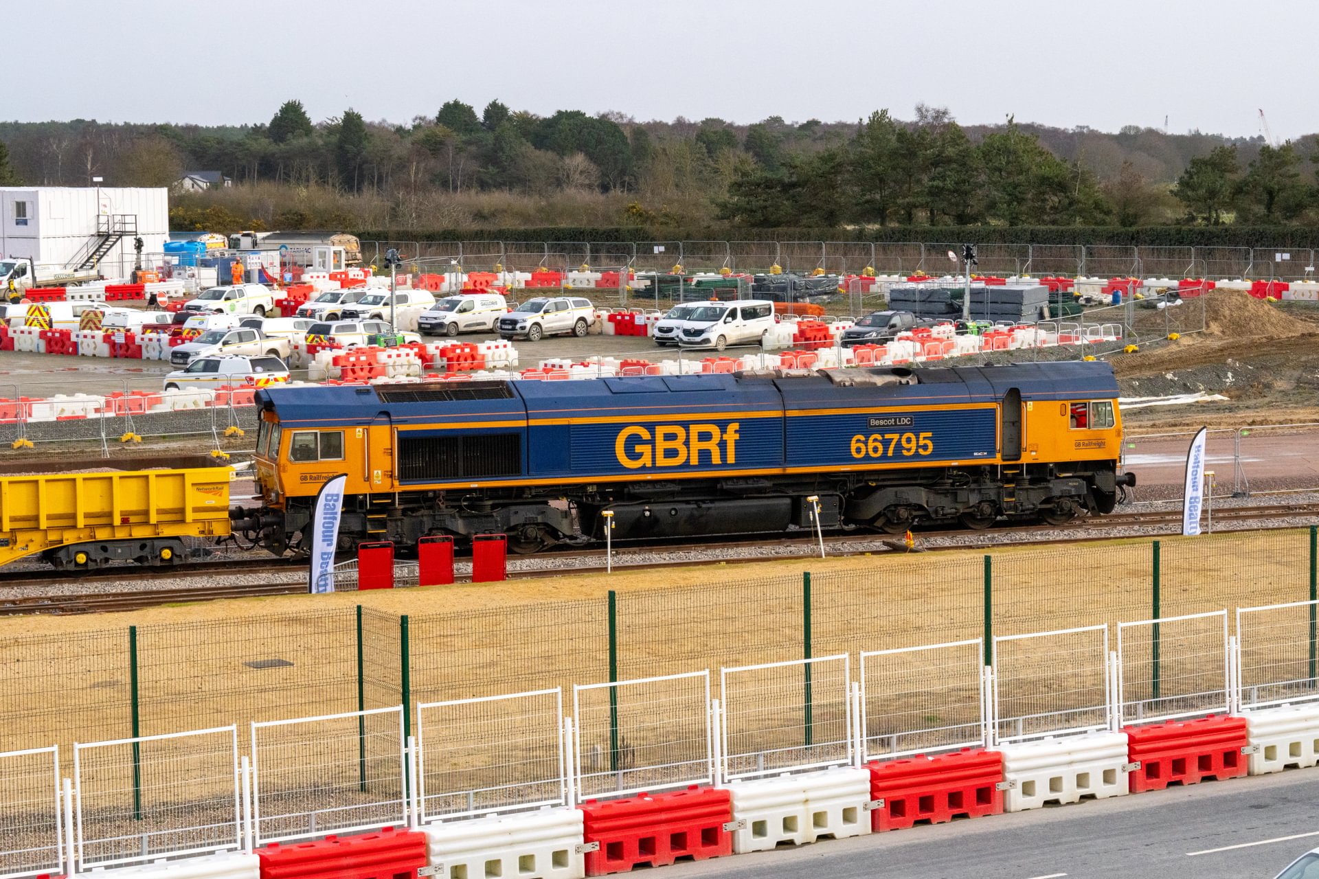 Sizewell C project welcomes first engineering train to site